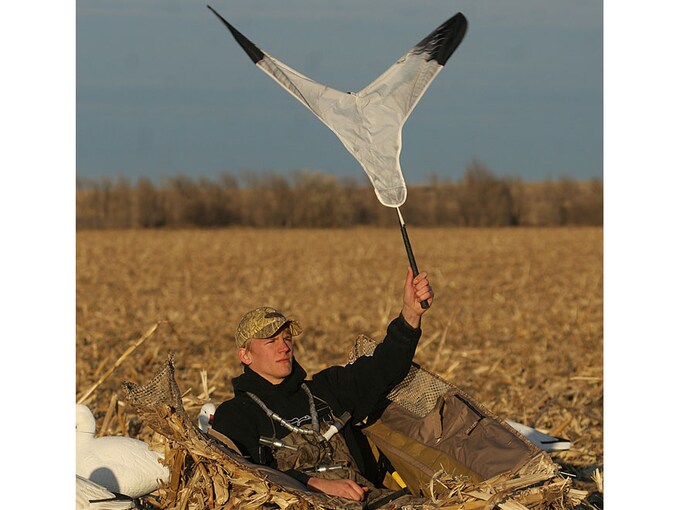 Avery Snow Goose Super Flag