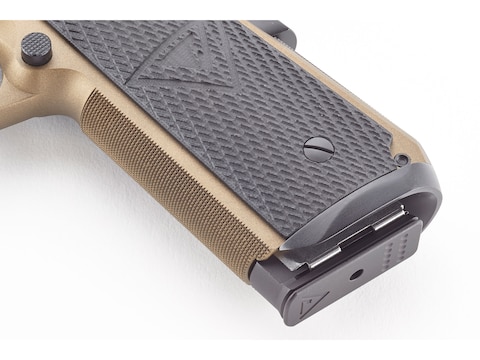 Larry Vickers Mag Plate